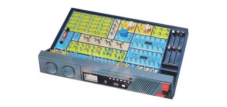 ARC - 200 In 1 Electronics Lab Kit | LWT Systems - Computer Hardware ...